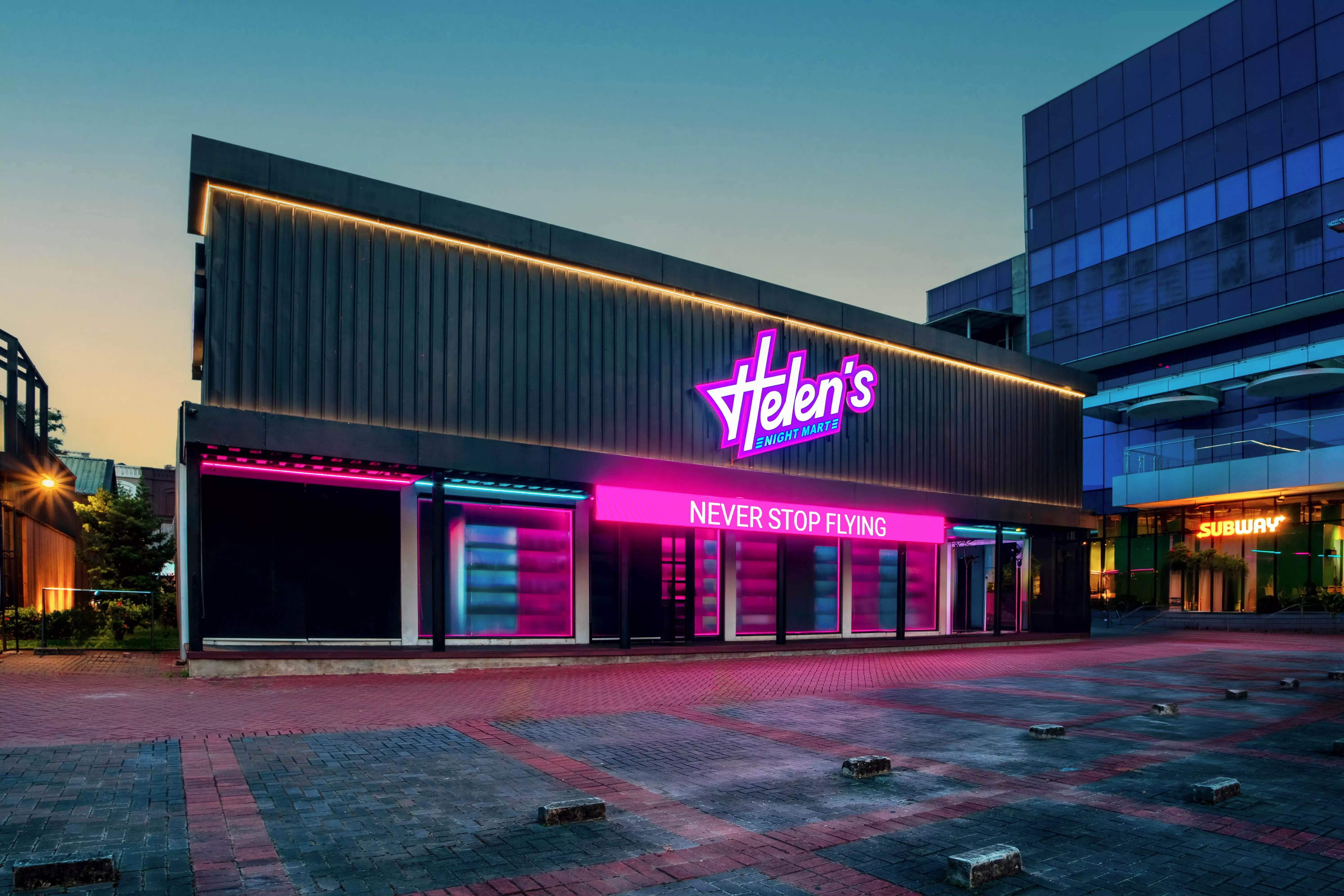 HELEN'S PLAY MART MALANG - The Best Live Bar in MALANG | Holywings